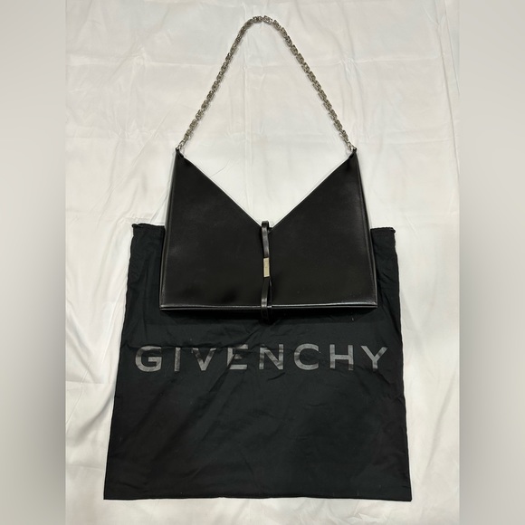 Givenchy | Bags | Givenchy Bagoversized Logo Chain Strap And Leather ...